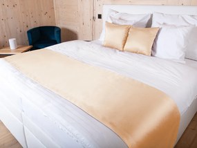 Biante Saténový přehoz/běhoun na postel Satén LUX-L046 Béžový 50x140 cm
