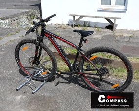 Compass 88527 Compass Stojan na 3 jízdní kola