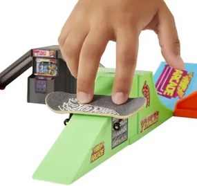 MATTEL HOT WHEELS Fingerboard skatepark / Rampa, fingerboard a boty /