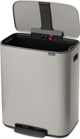 Světle šedý nášlapný ocelový odpadkový koš 60 l Bo – Brabantia