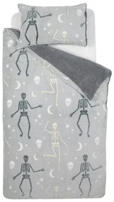Šedé dětské povlečení se svítícím efektem na jednolůžko z mikroplyše 135x200 cm Halloween Skeleton – Catherine Lansfield