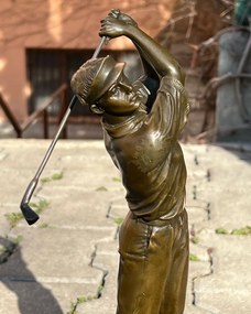 Bronzová socha soška - Golfista 3