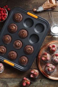 Forma na muffiny na 12 ks Le Creuset s nepřilnavým povrchem