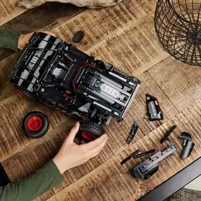 LEGO® Technic 42160 Audi RS Q e-tron / Počet dílků: 914 / od 10 let