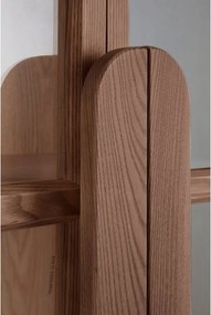 Vitrína v dekoru ořechu v tmavě přírodní barvě 90x195x40 cm Sandor – Jotex