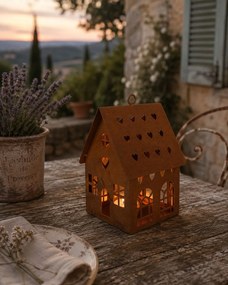 Rezavý svícen ve tvaru domku Rustic Charm - 12*12*20 cm