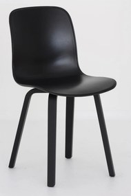 MAGIS - Židle SUBSTANCE s dřevěnou podnoží - černá