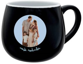 Personalizovaný keramický hrníček s výřezem fotky na podkladu