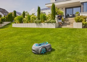 © 2024 - 2025 GARDENA Robotická sekačka smart SILENO free, 700 m²