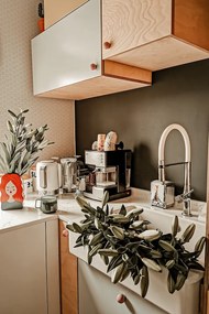 Laveo Pola, vysoká dřezová baterie s výlevkou ve tvaru U, bílá-chrom, LAV-BAP_678D