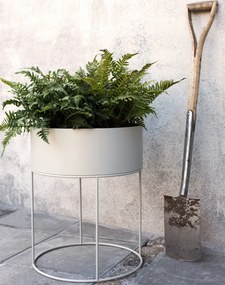 Ferm Living Truhlík na květiny Plant Box Round, light grey