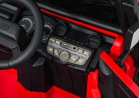 Ramiz Vozidlo Land Rover Defender 110 SVX Concept červené