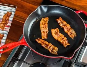 Le Creuset Pánev na smažení a servírování 23 cm Volcanic / Litina