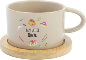 Personalizovaný keramický hrníček "MAKRONKA" pro paní učitelku/pana učitele (pomůcky)