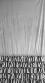 ZATEMŇOVACÍ ZÁVĚS NA KROUŽCÍCH CARLI 140X250 CM STŘÍBRNÁ
