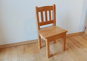 Via-nábytek Dětská židlička Povrchová úprava: Moření odstín ořech