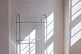 Kovový stojan na oblečení v matně stříbrné barvě 92x186x39 cm Arch – Mette Ditmer Denmark