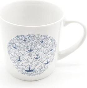 Porcelánový hrnek Loďky na vlnách, 500 ml – modrobílý, s autorským designem