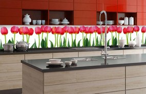 Postershop Samolepící omyvatelná tapeta za kuchyňskou linku - Červené tulipány, 350x60 cm