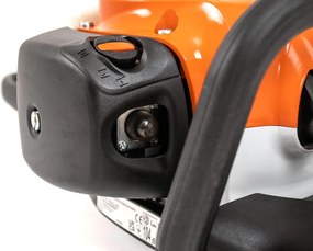 Benzínové nůžky na živý plot STIHL HS 82 T