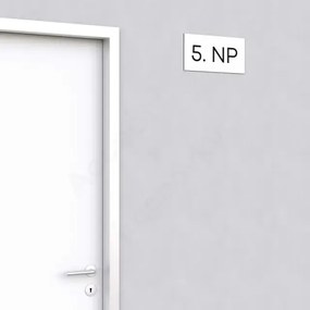 ACCEPT Označení podlaží "5. NP" - stříbrná tabulka - černý popis