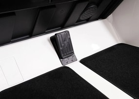 Ramiz Mercedes-Benz GT63 AMG elektrické autíčko pro děti bílé