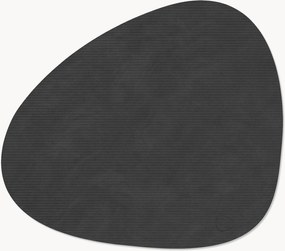 Sada ručně vyrobených asymetrických kožených prostírání Curve, 4 díly