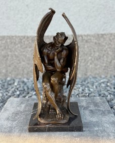 Bronzová socha -  Zadumaný Satan soška démona