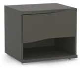 Noční stolek REA Wave 1 jednozásuvkový - graphite, Barva čel zásuvek 1027 - bílá