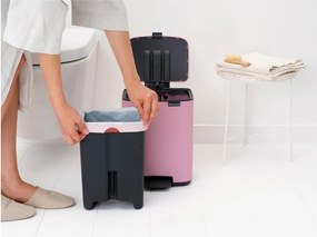 Růžový nášlapný ocelový odpadkový koš 7 l Bo – Brabantia