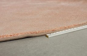 Růžový koberec ZUIVER SUNSET 160 x 230 cm