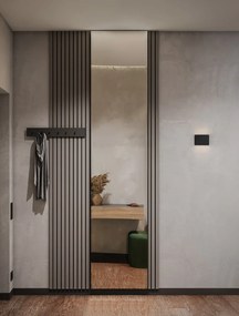 Minimalistické nastěnné svítidlo Oti Černá