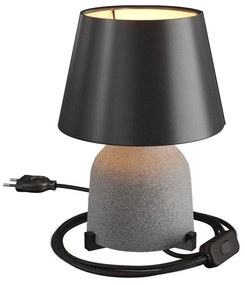 creative cables Keramická stolní lampa vaso se stínidlem Impero, s textilním kabelem, vypínačem a dvoupólovou zástrčkou Barva: Efekt beton-černá