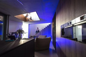 Immax NEO Smart žárovka LED E27 11W RGB+CCT barevná a bílá, stmívatelná, Zigbee 3.0