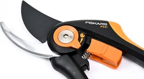 Ruční zahradní nůžky Fiskars Plus™ Smartfit P541 1057169