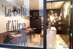 Nástěnný otáčecí bistro stolek BAR - Ø 55*80cm