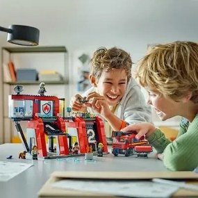 LEGO® City 60414 Hasičská stanice s hasičským vozem / Počet dílků: 843