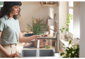 Hansgrohe Zesis M33, páková kuchyňská baterie 160, vytahovací sprška, 2jet, vzhled nerezu, HAN-74822800