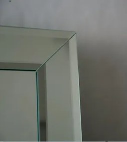 Amirro Zrcadlo na zeď do pokoje ložnice dekorativní s aplikacemi zdobené SALTO 60 x 80 cm s fazetovanými lištami 703-533