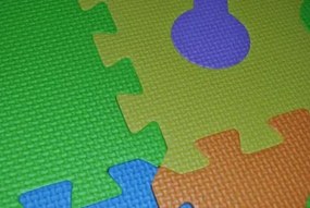 ORION Pěnové puzzle Hračky / 9 dílků / 28 x 28 cm / od 3 let
