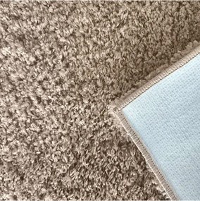 DY Karamelový protiskluzový koberec shaggy Camel Rozměr: 60x100 cm