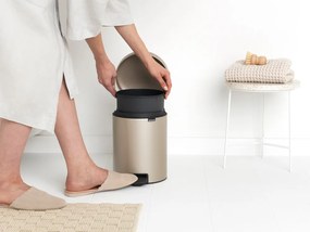 Brabantia Pedálový koš NewIcon 5L champagne