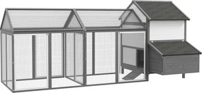PawHut Kurník pro slepice Dřevěný kurník s hnízdící bednou Drůbežní voliérou se rampou, Kurník s podnosem, Šedý, 247 x 125 x 113,5 cm | Aosom