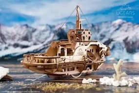 Ugears 3D dřevěné mechanické puzzle Remorkér / od 14 let / 169 dílků /