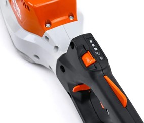 Aku nůžky na živý plot STIHL HSA 130 T
