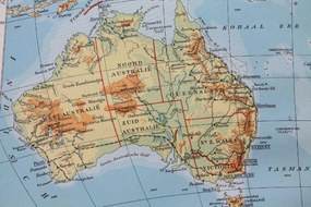 DIMEX | Samolepicí vliesová fototapeta na zeď Mapa Austrálie MA-5-1517 | 375 x 250 cm | zelená, modrá, hnědá