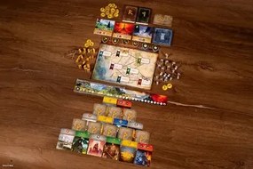 Asmodee Pán prstenů: Duel o Středozem / Délka hry: 30 minut / Počet hr
