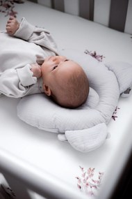 Sleepee Mušelínový fixační polštář ŠEDÝ pro miminko