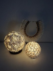 Stolní lampa bílá, koule z pravých mušlí, ruční práce