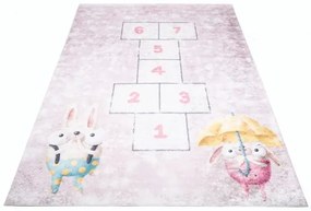 Dětský kusový koberec vhodný k praní BAMBINO 2227 Zajíček Prasátko Skákací panák protiskluzový krémový růžový Rozměr: 160x230 cm